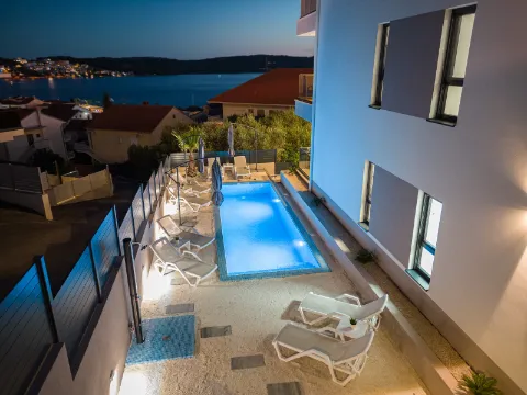 Orange-Tree Apartment | Adriatic Garden Apartments
